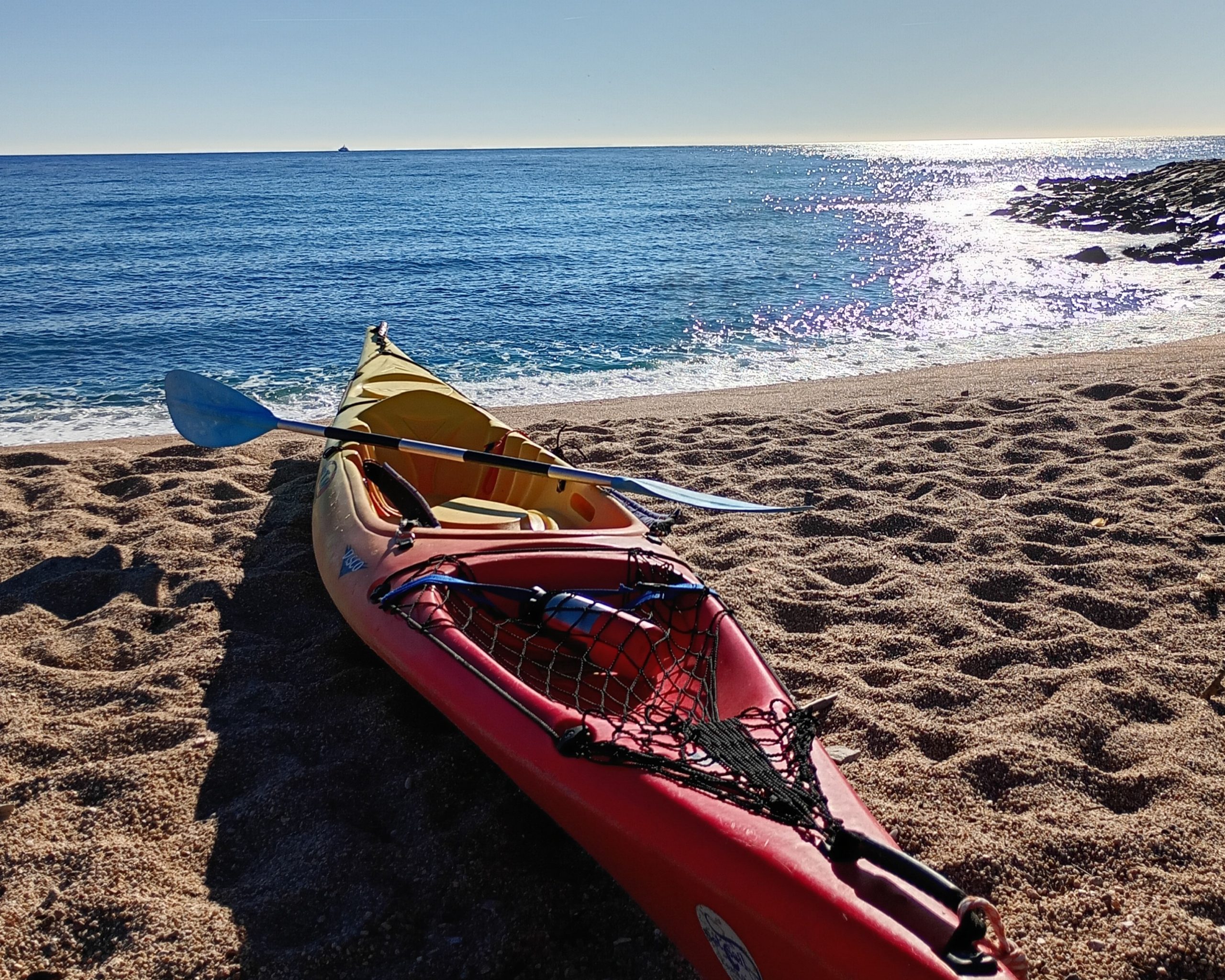 Vive el kayak en la Costa Brava esta primavera